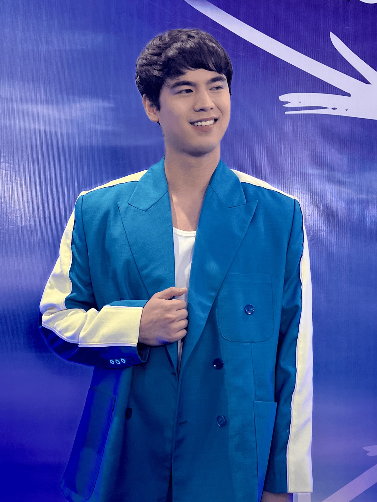 "Love at First Spike" on iWant, Featuring Emilio Daez