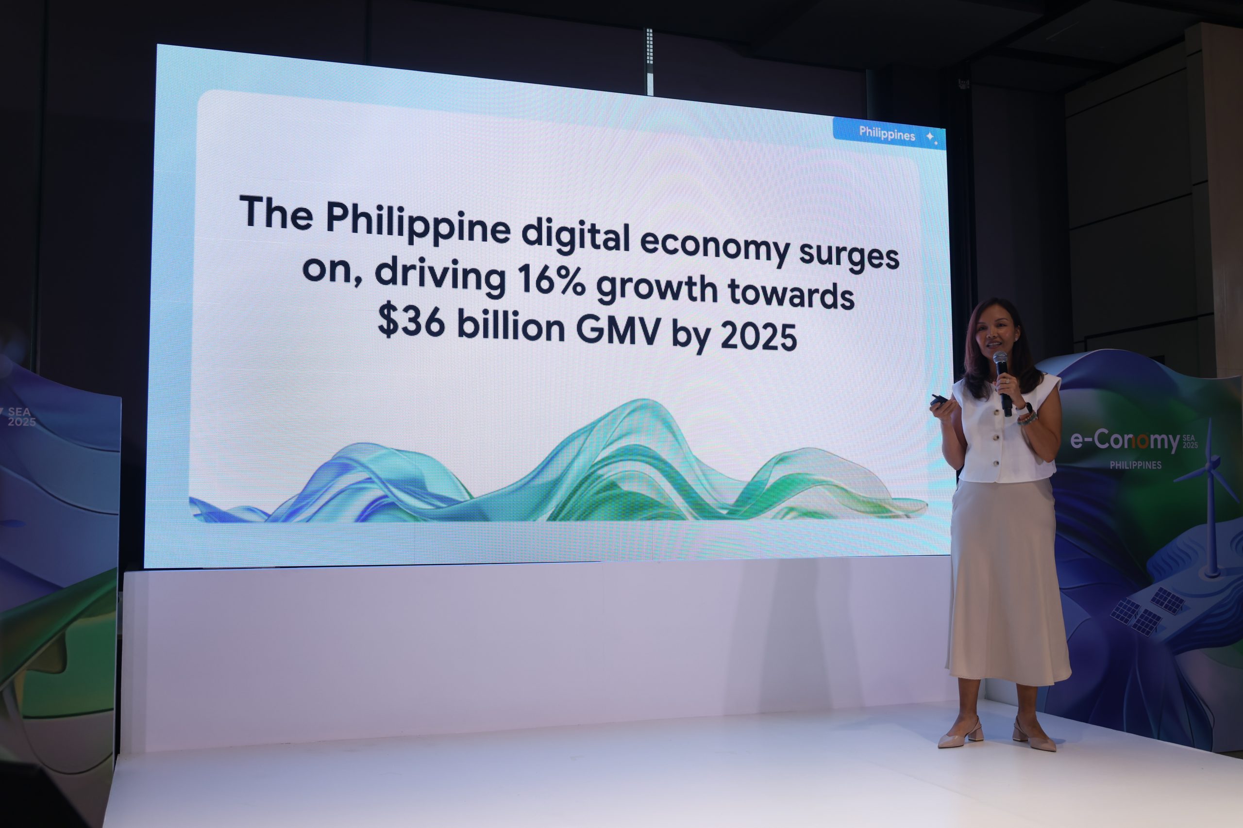 Philippine Digital Economy Soars — On Track for US$36 Billion GMV by 2025